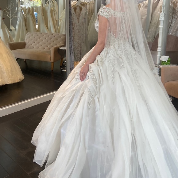 Stephen Yearick | Dresses | Stephen Yearick Bridal Gown | Poshmark